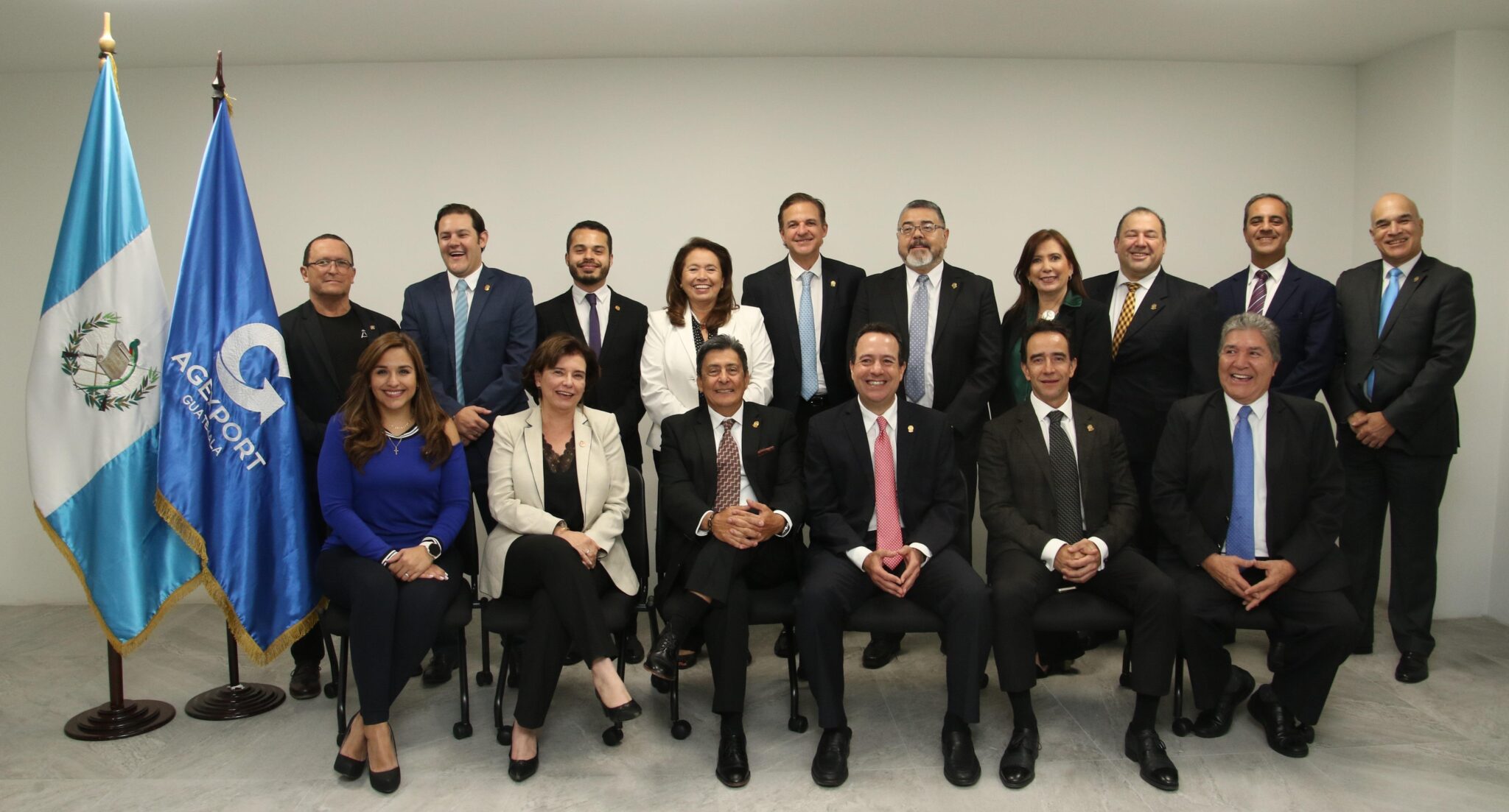 AGEXPORT presenta nueva directiva