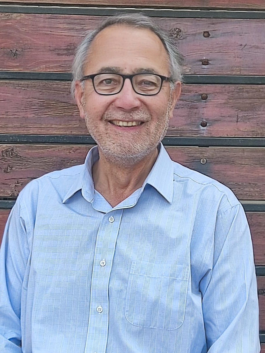 Chile: Víctor Catán pide promover políticas para fortalecer la ...